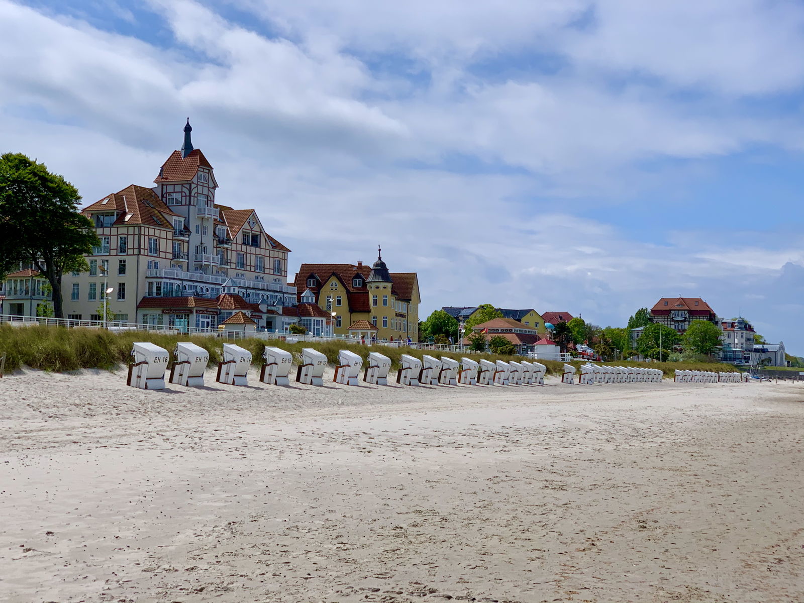 Spannende Kãƒâ¼hlungsborn Fkk Strand Ost Bilder